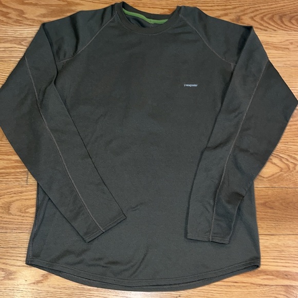 Patagonia | Shirts | Patagonia Capilene Base Layer Style 4442of8 | Poshmark